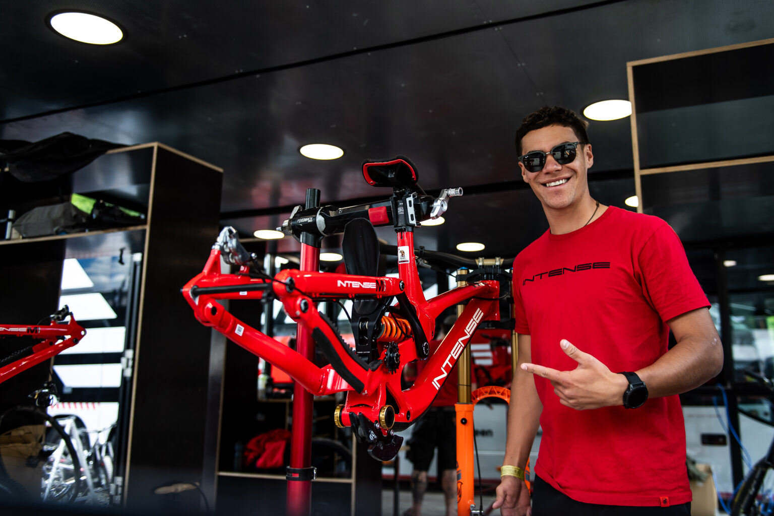 MS INTENSE RACING – 20 years of MTB downhill worldcup racing