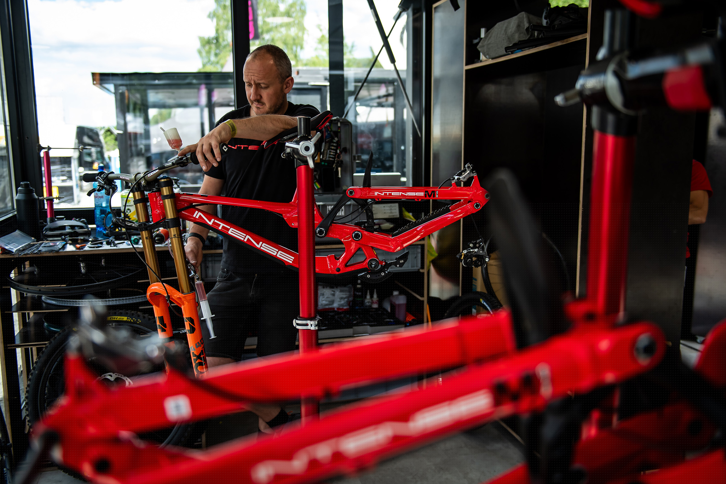 MS INTENSE RACING – 20 years of MTB downhill worldcup racing